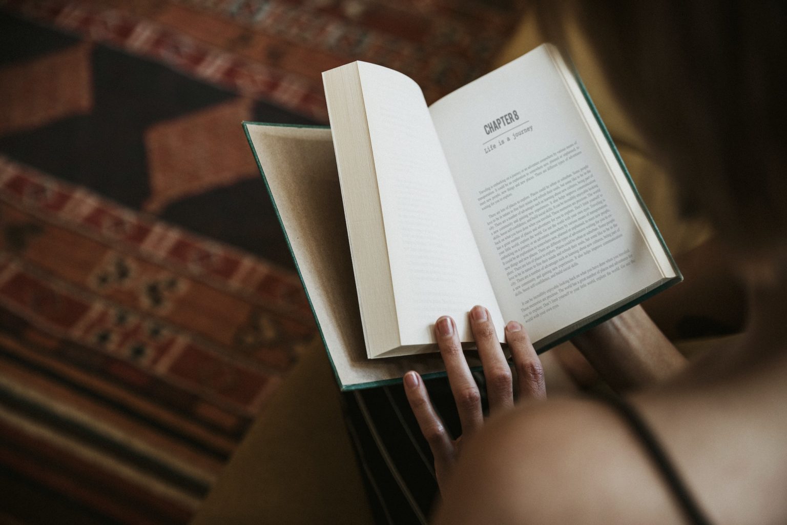 Unputdownable Book Reviews That Will Keep You Hooked – Litza