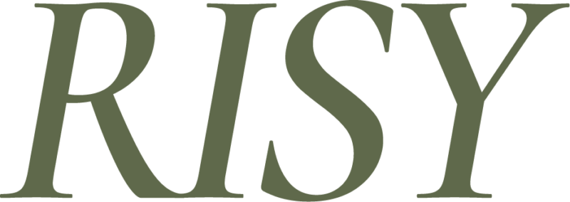 Risy – Content Creator Coach & Mentor Elementor Template Kit